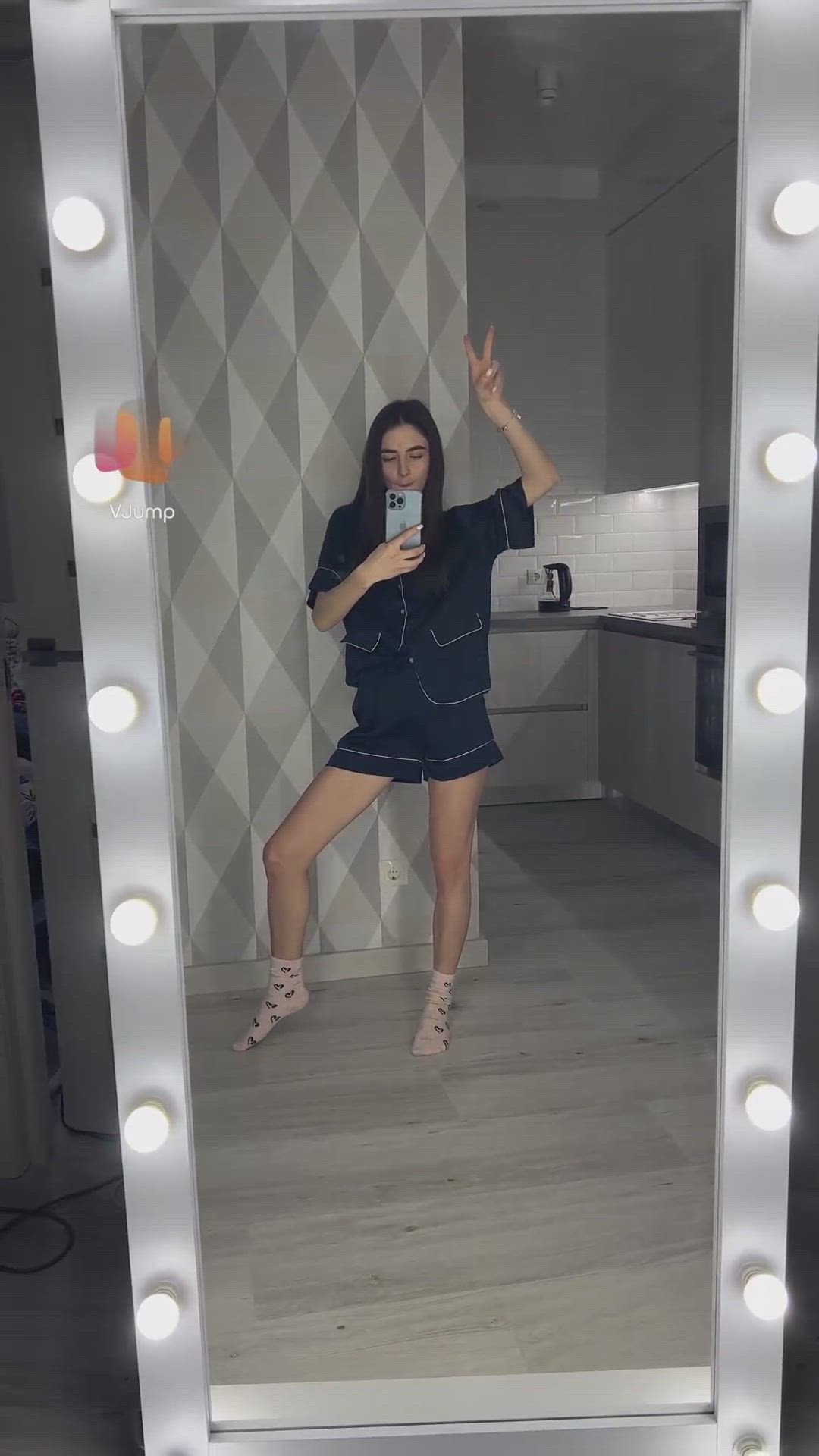 Mirror transition ️ How to make a TikTok videoe