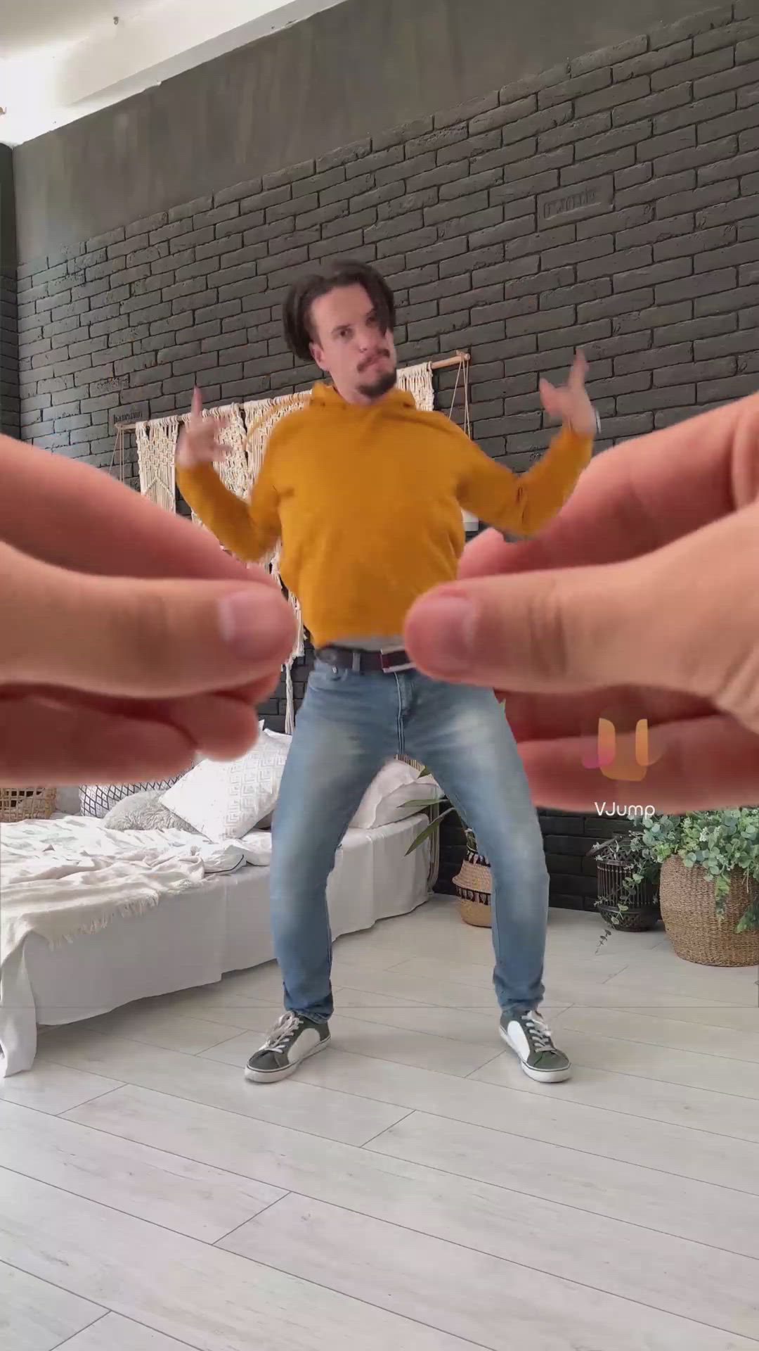 The giant's hand changes the appearance of the subject ️ How to make a ...