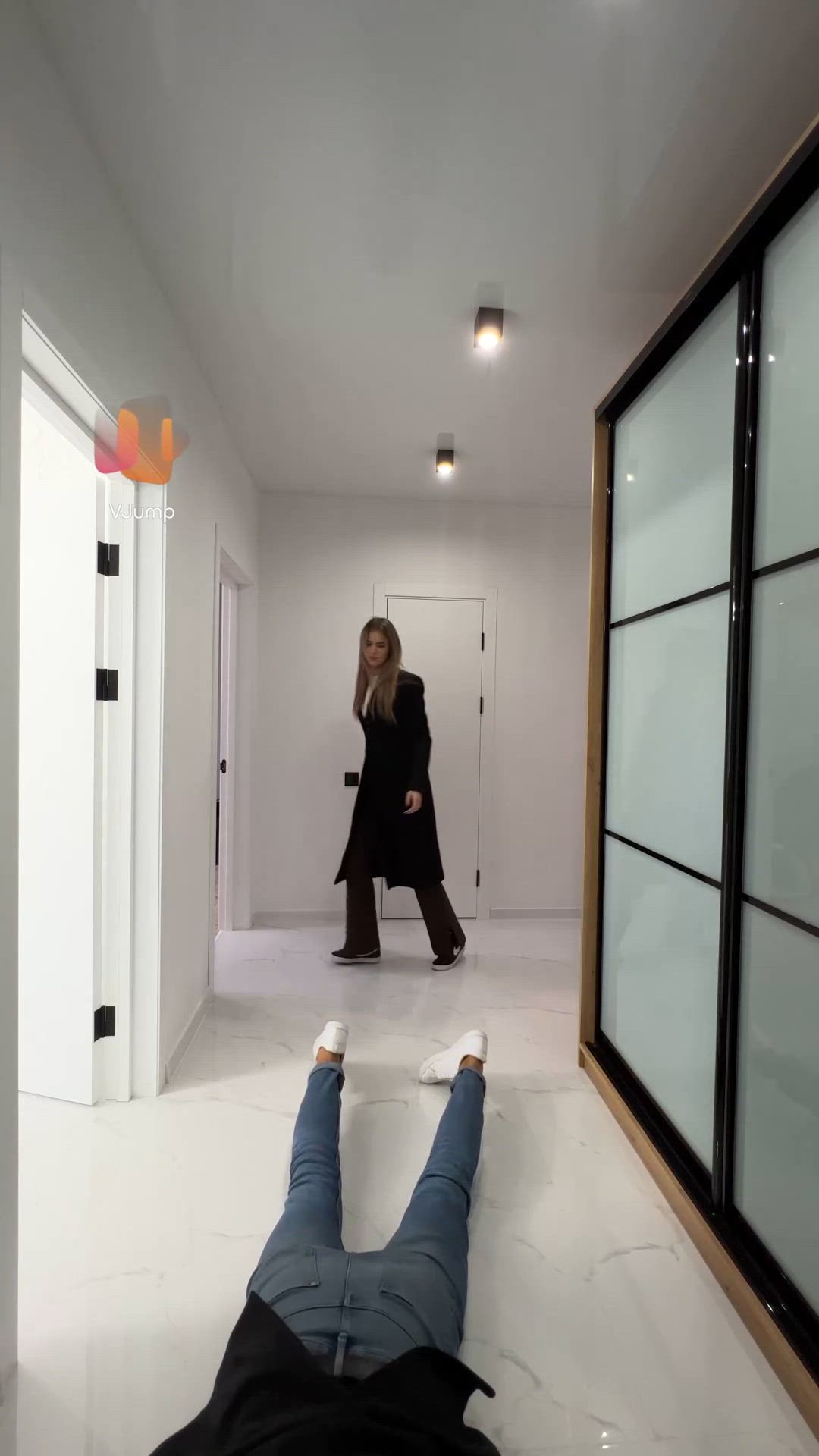 Throw a cloak, and a girlfriend appears from it ️ How to make a TikTok ...