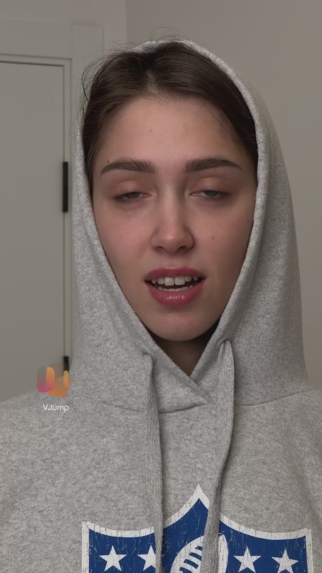 Con un movimiento de manos cambiamos el atuendo ️ Cómo hacer un video de TikTok