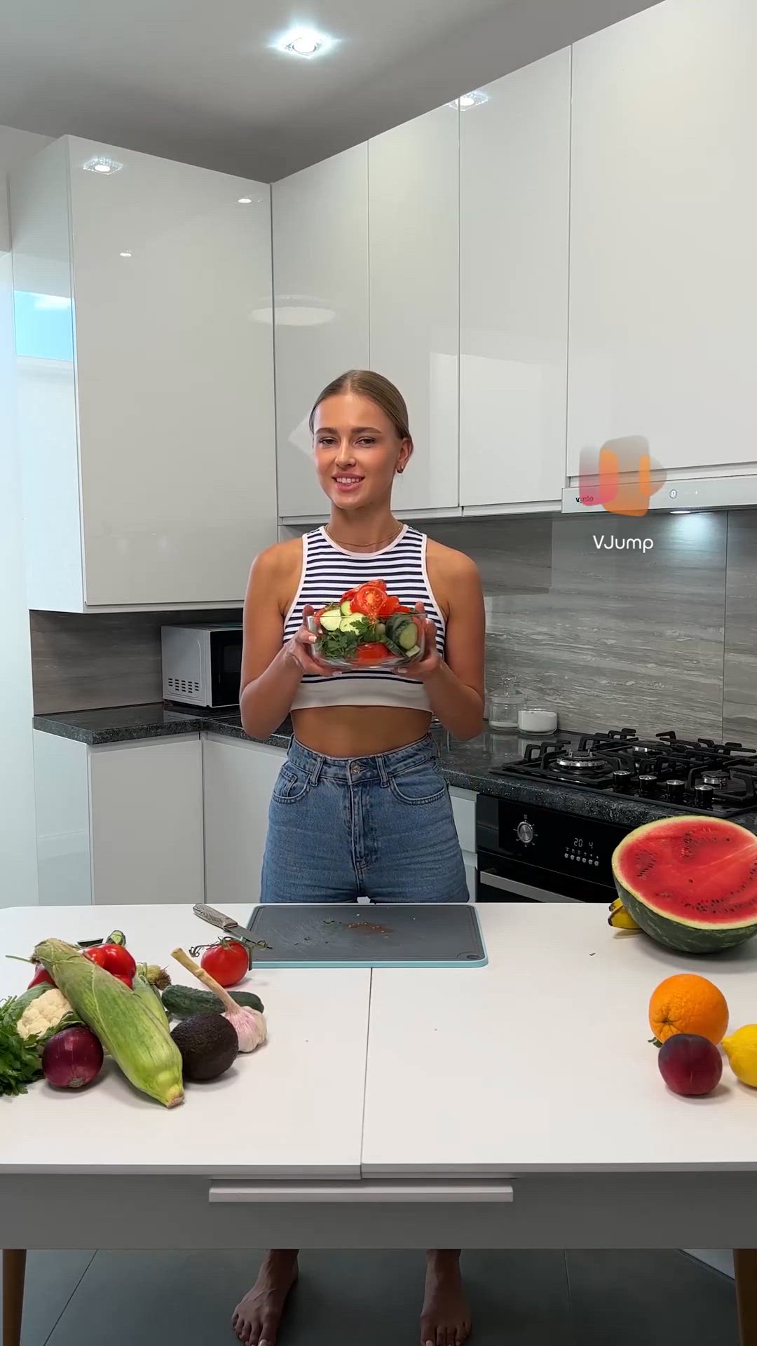 Get super-acceleration of the hands to cut the salad ️ How to make a TikTok videoe