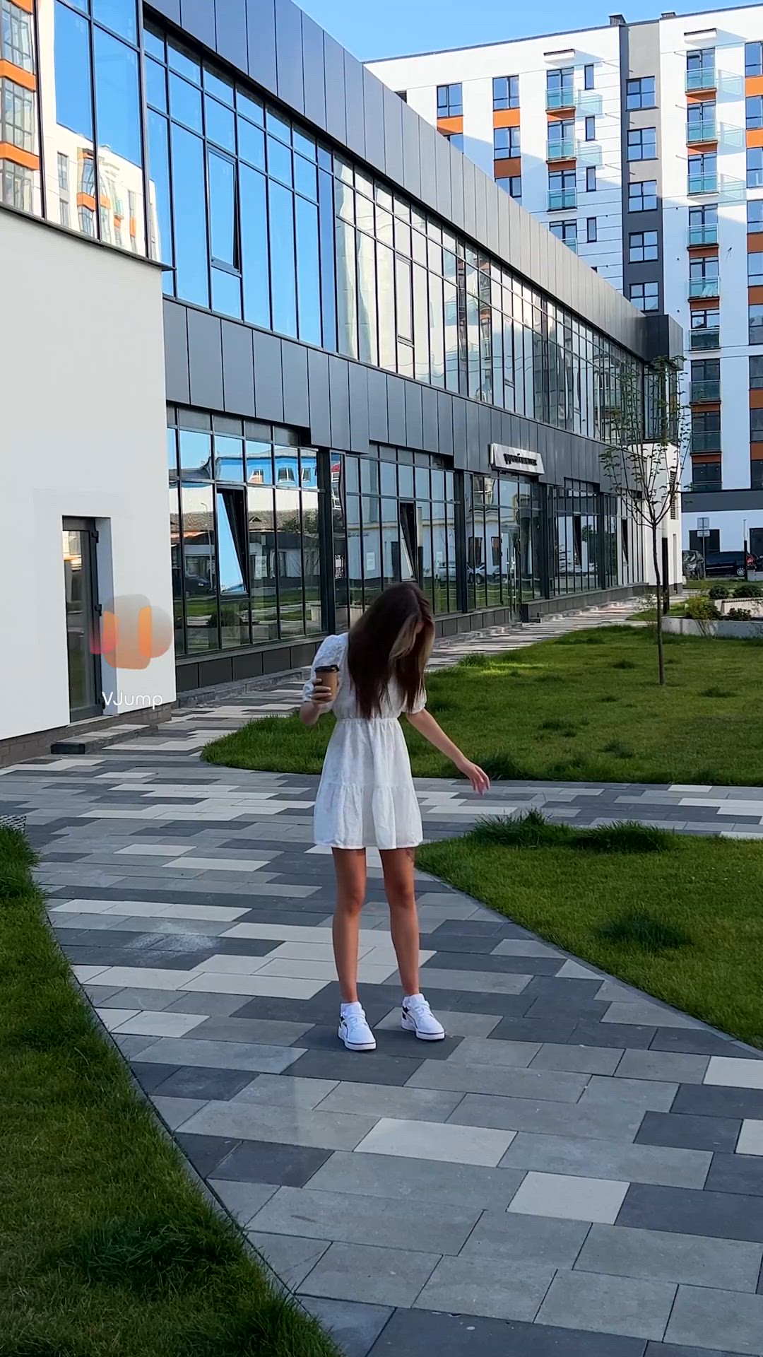 Jump and change the clothes ️ How to make a TikTok videoe