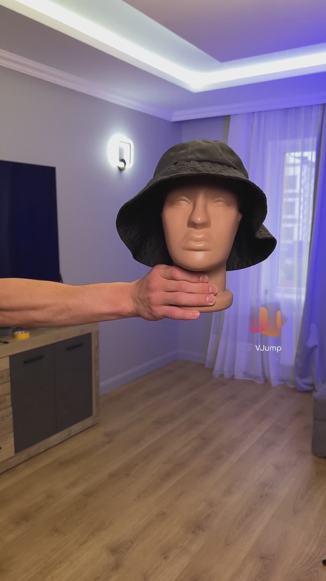 Mannequin head transforms into a human ️ How to make a TikTok videoe