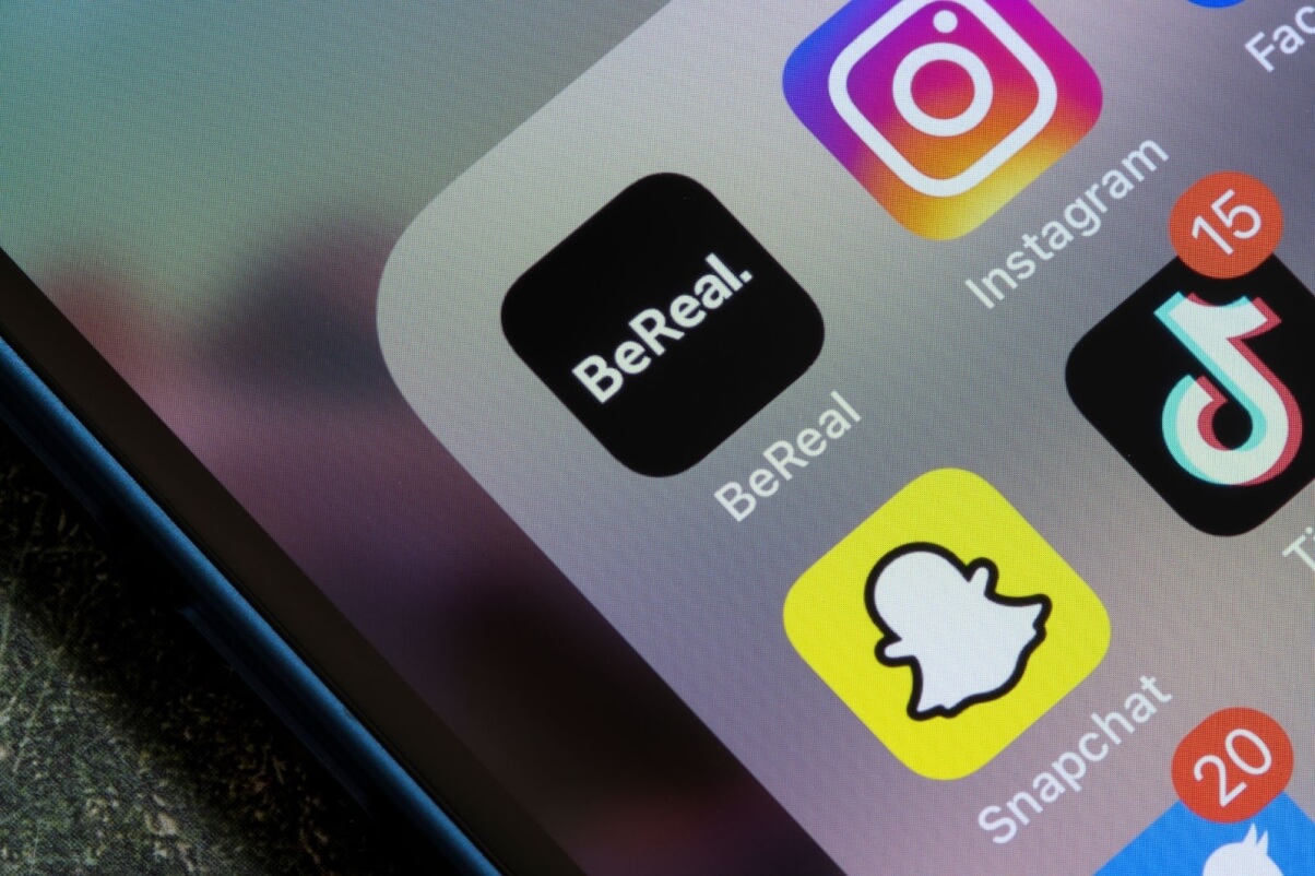 What Is Snapchat? | Articles VJump App